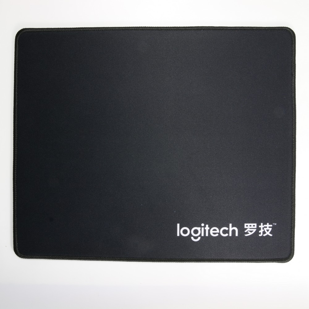 Lót chuột Logitech vuông size 335x277x4mm